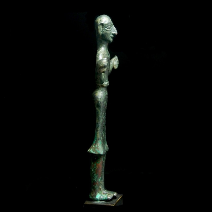 Elamite Statuette of a Worshipper – Christoph Bacher