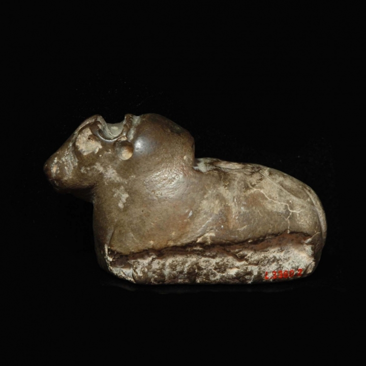 Sumerischer Steatit-Stier – Christoph Bacher